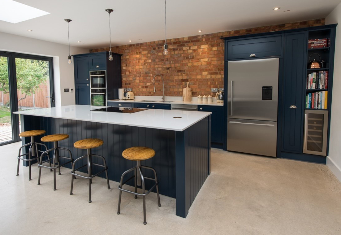 The benefits of tailor-made interior design: Kitchen trends for 2023 - ERT